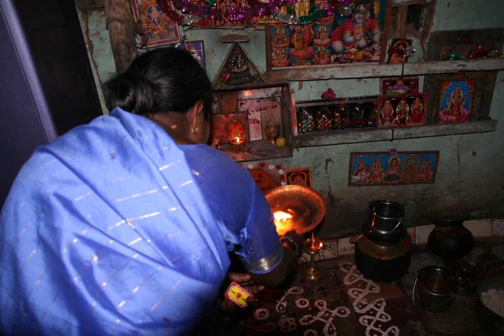 Pūjā – the ceremony of offerings to the divine | Ashtanga Yoga ...