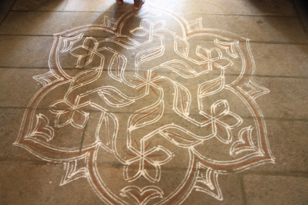 Signification des Rangoli(s), un art éphémère | Ashtanga Yoga Institute #FR